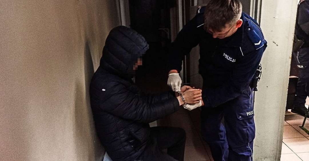 Zabrze. Oszukał 80-latkę z Zabrza na niemal 340 tysięcy złotych. Został zatrzymany we Wrocławiu